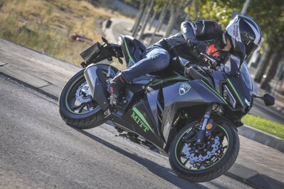 MITT 125 GP Limited Carbono - X Factor Motors